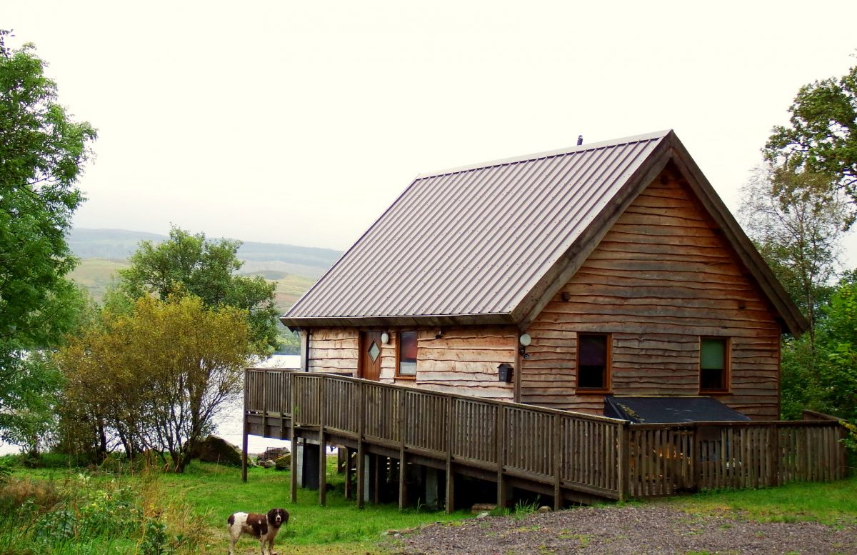 Lochside Lodge - LOG CABIN SCOTLAND